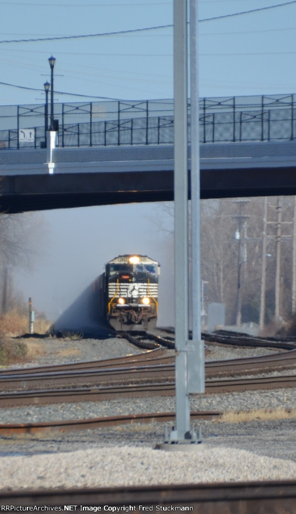 NS 2622 fronts a stone train.